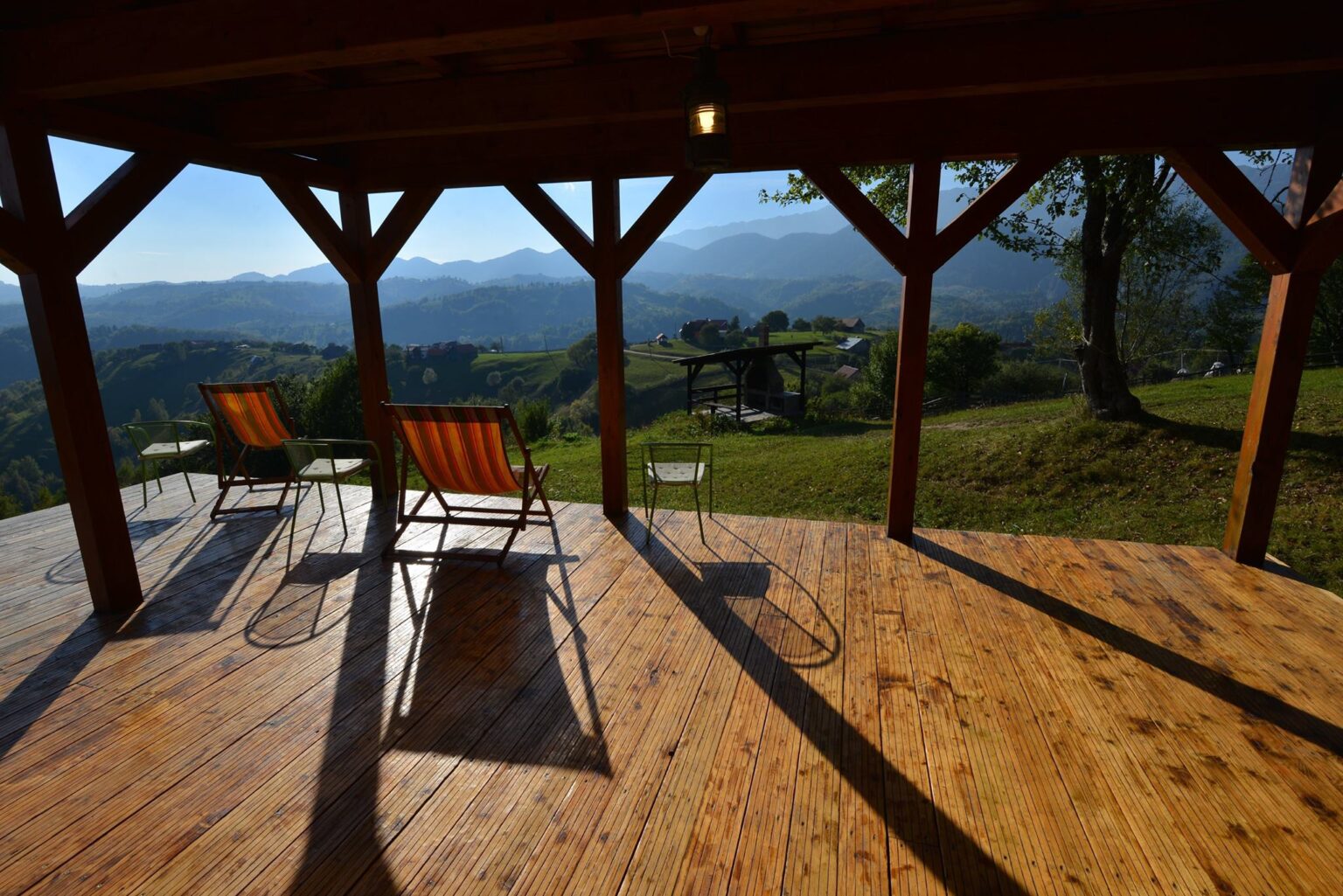 [:ro]Top 10 cabane cu ferestre mari și priveliști de neuitat ...